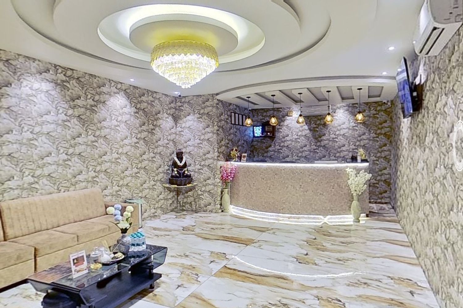 Virtual Tour of Adhara international spa
