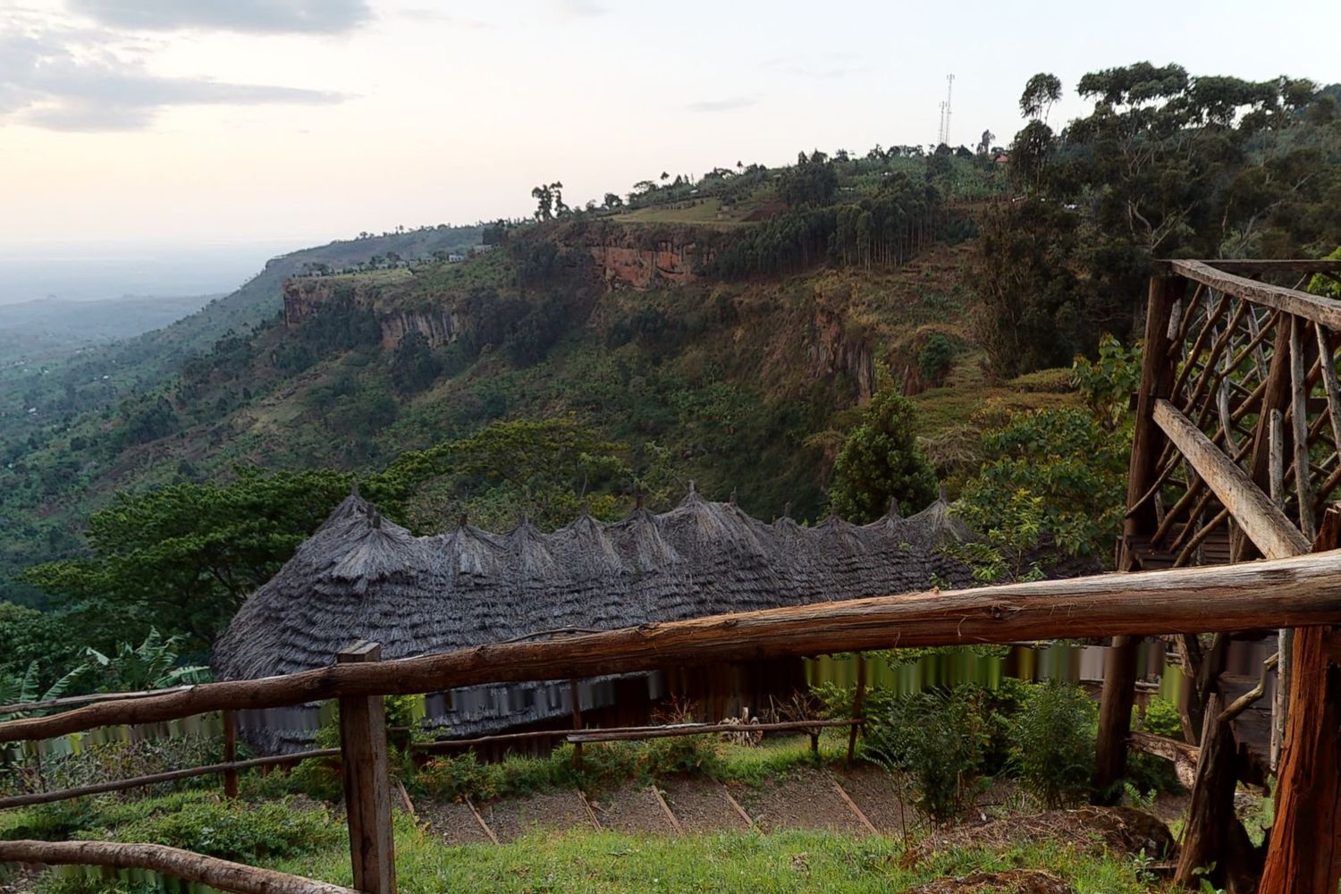 Explore Lacam lodge
