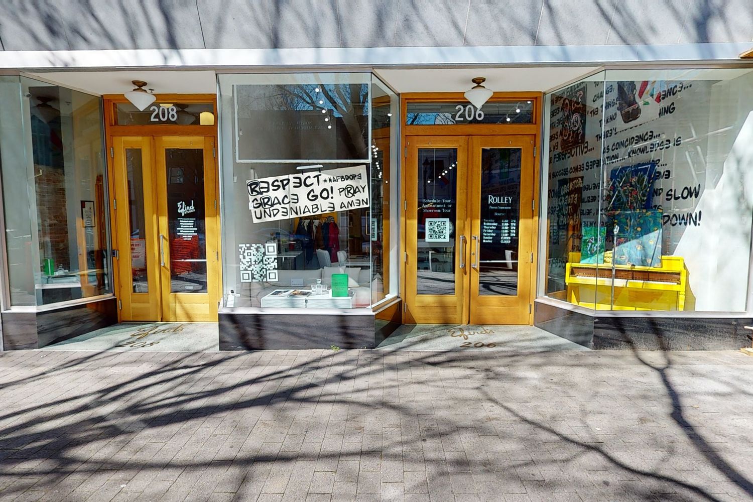 Virtual Tour of Rolley Private Showroom