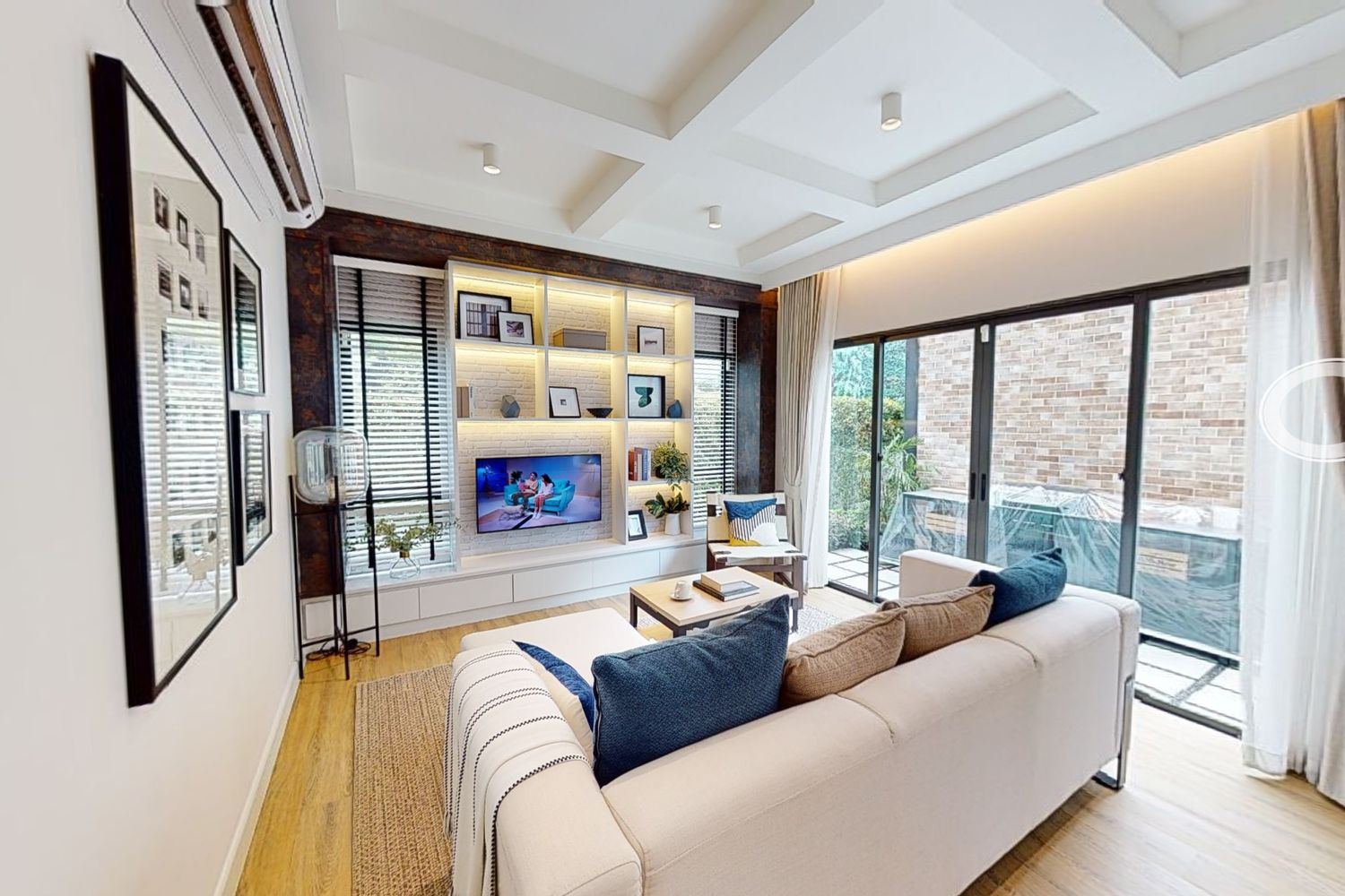 Virtual Tour of Saransiri Prachauthid 90 ASTER A 184 Sq.m.