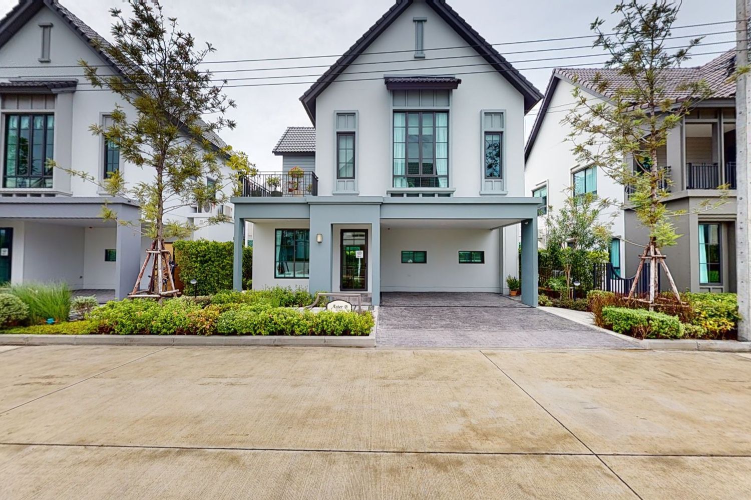 Virtual Tour of Saransiri Prachauthid 90 Aster B 184 Sq.m.