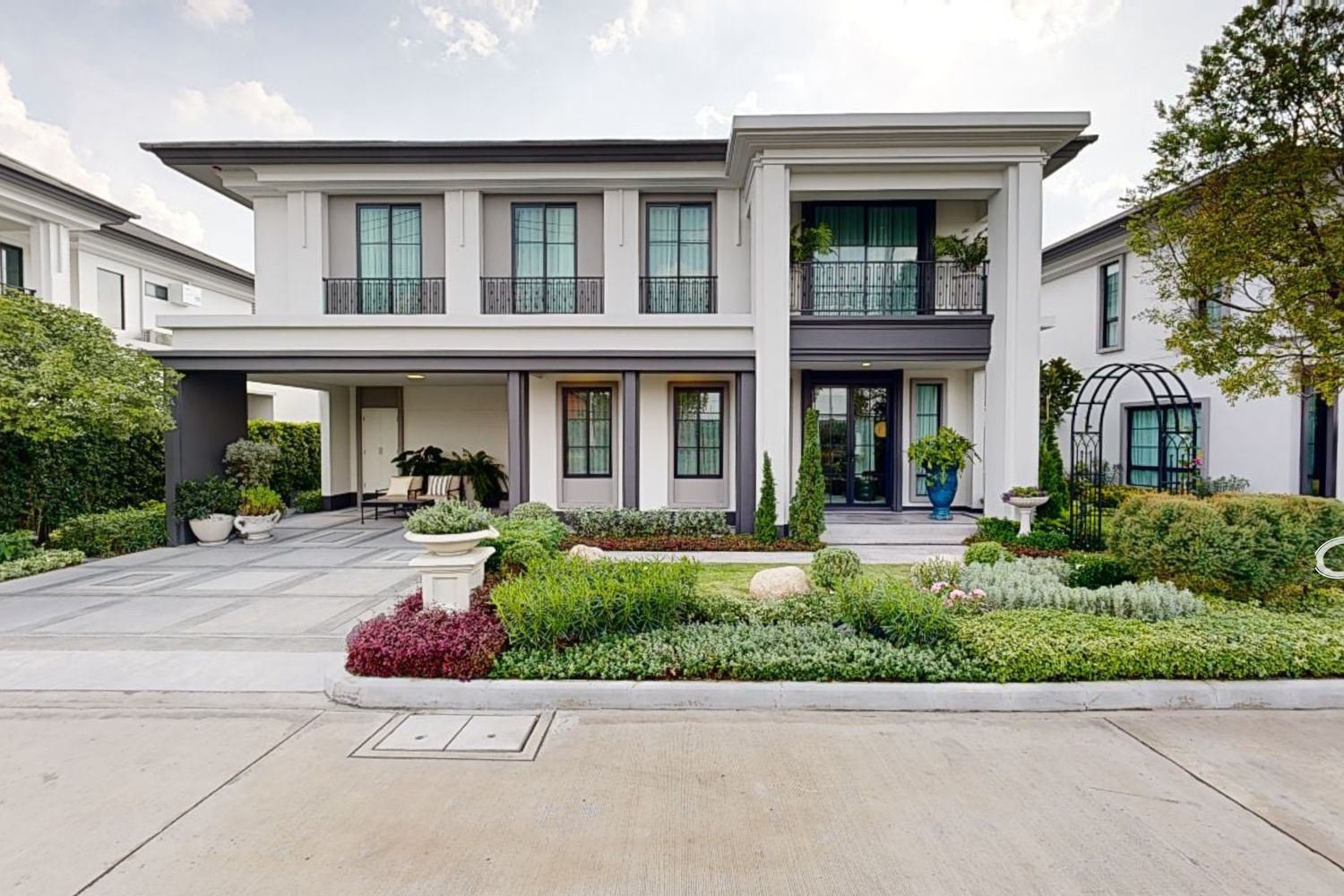 Virtual Tour of Setthasiri Krungthep Pathumthani 2 MASJTERY 285 sq.m.