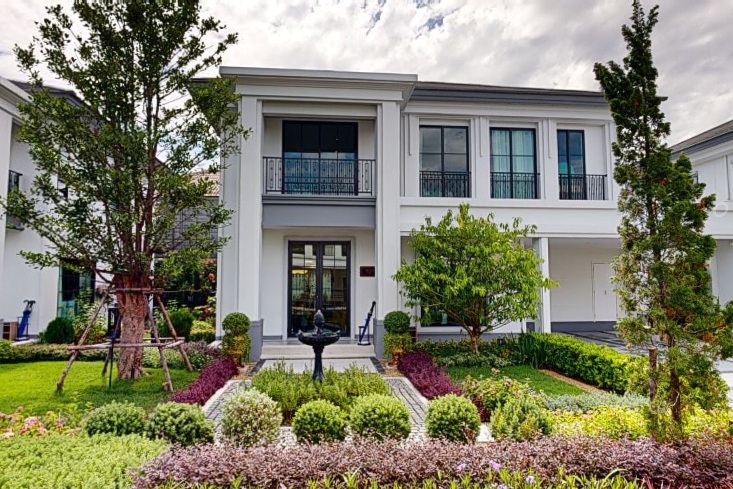 Virtual Tour of Setthasiri Serithai VICTORY 250 sq.m.