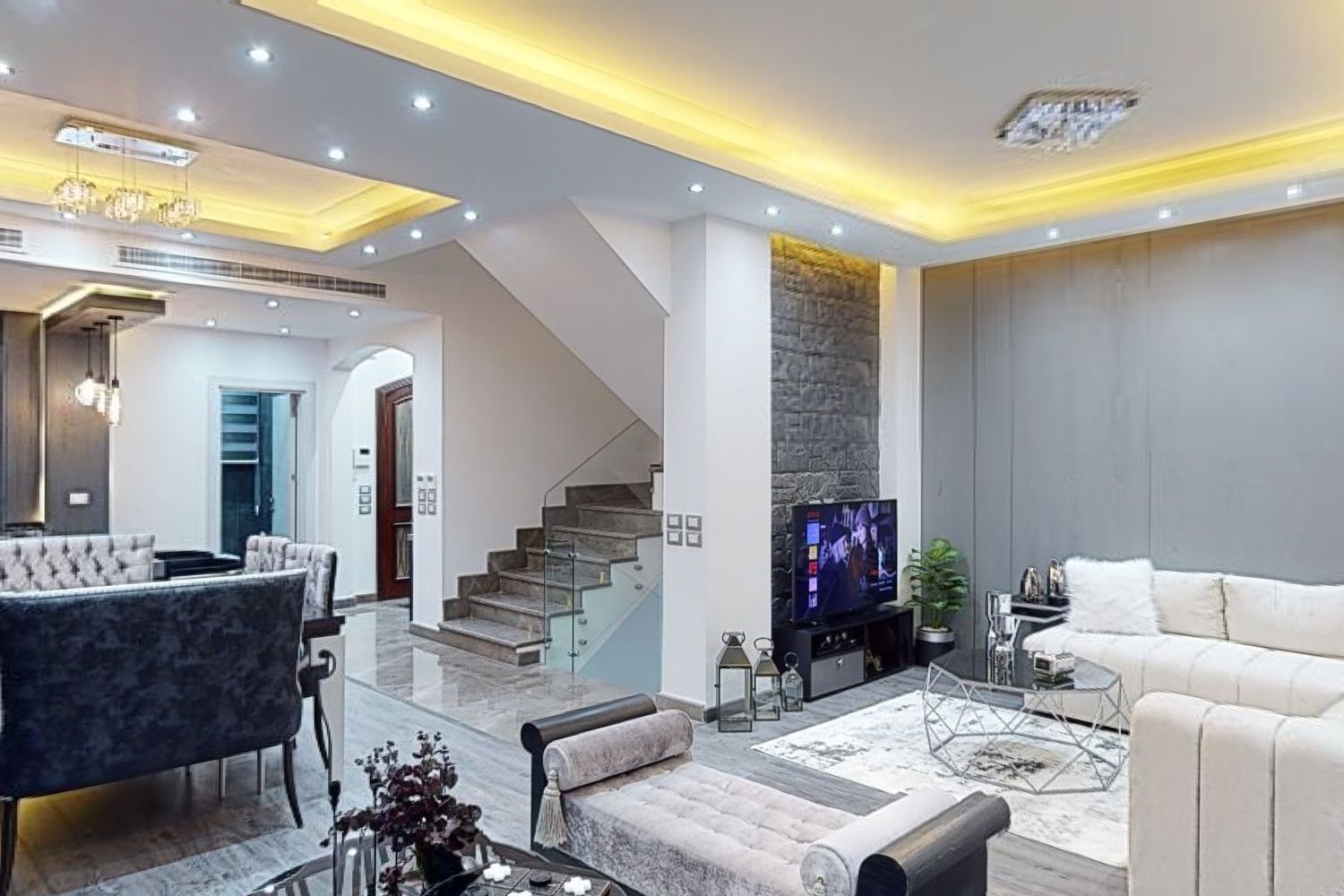 Virtual Tour of Villino Compound By PlanSee