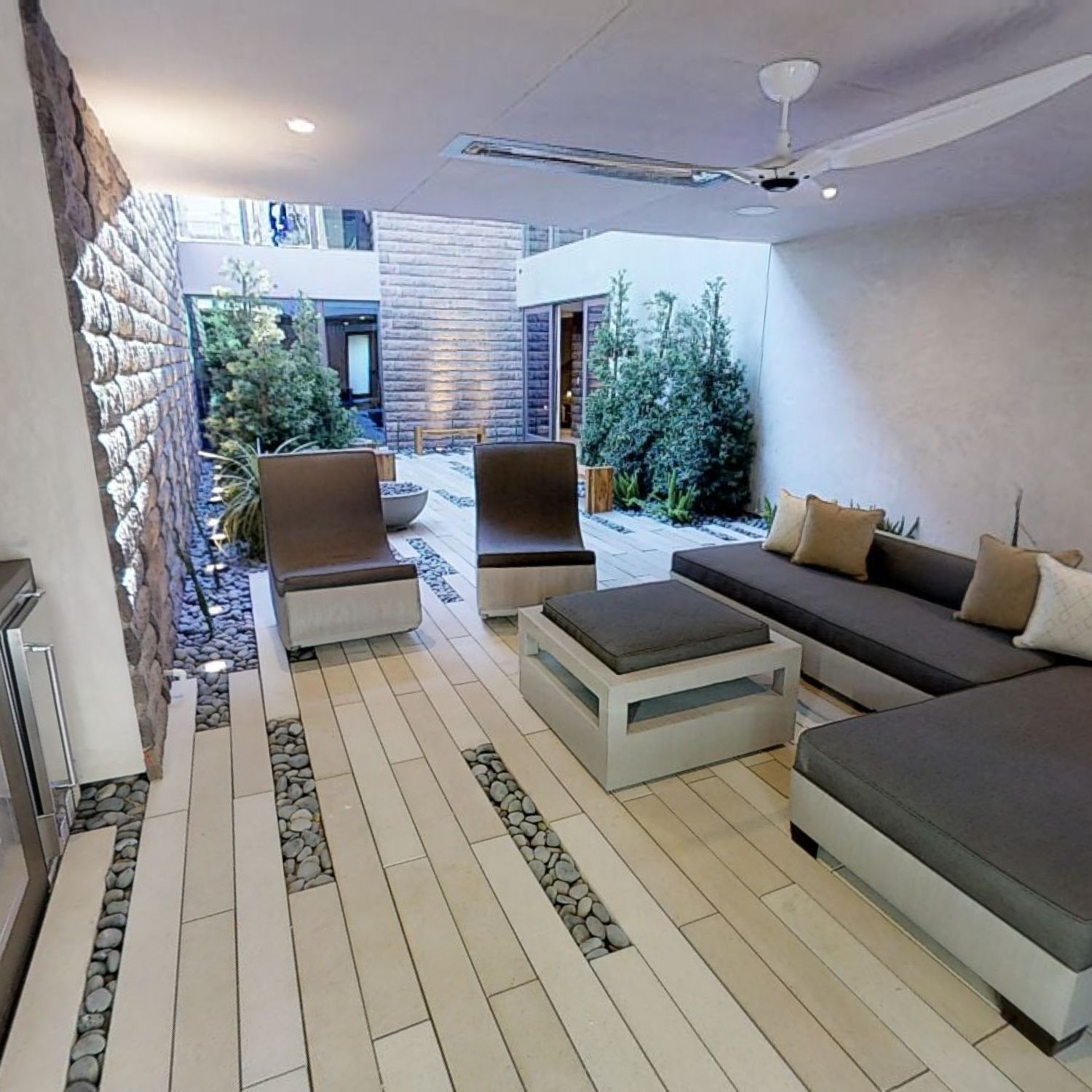 Tour Outdoor Lounge in Demo 1 from A-List Real Estate on Openhaus